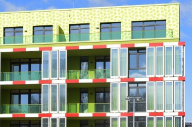 Germany turns on algae-powered building | The Fifth Estate
