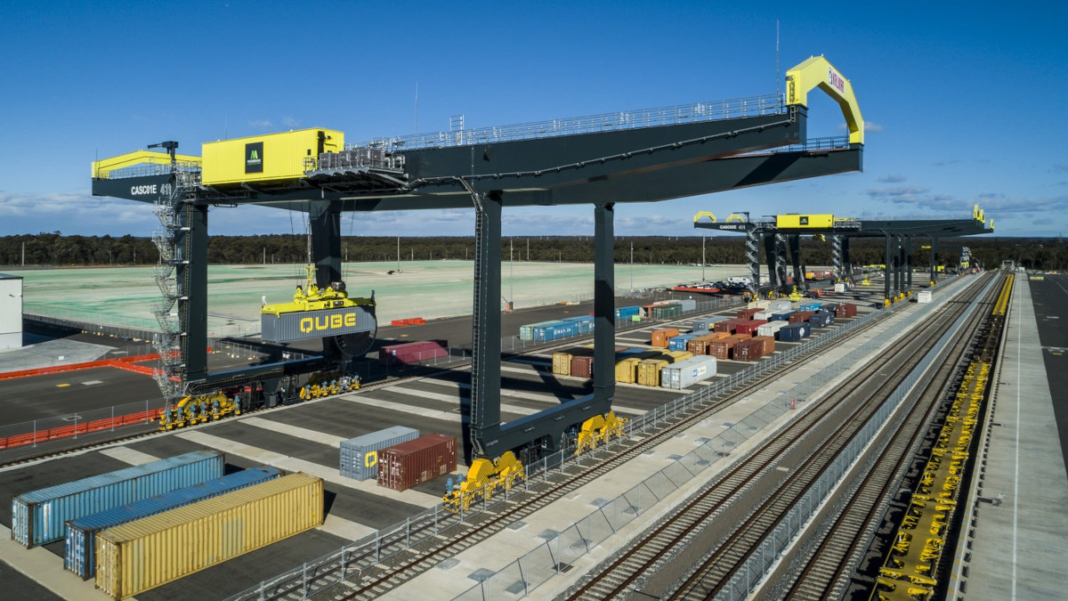 Mainfreight gets track for rail-to-port logistics, with a new 5 Star ...